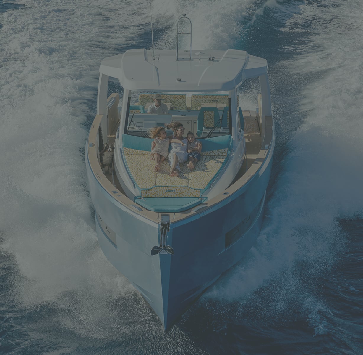 FJORD 39 XL | The 39-foot motor yacht from FJORD