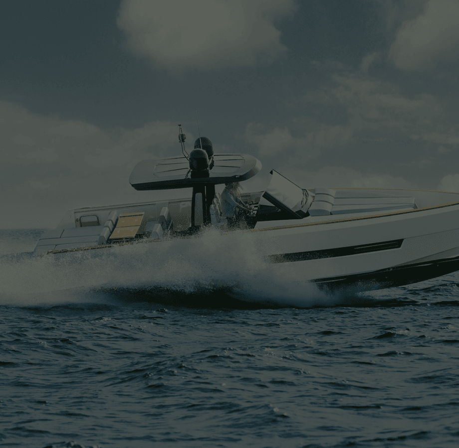 FJORD 41 XP | The 41-foot outboard motor yacht from FJORD